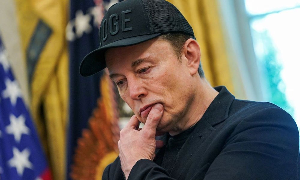 Elon Musk Mocked for 3 A.M. Apology Over Trump Feud: 'Like a Kid Who ...