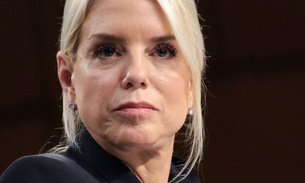Knives Out for Pam Bondi at DOJ After Rogue Prosecutor Moves Without ...