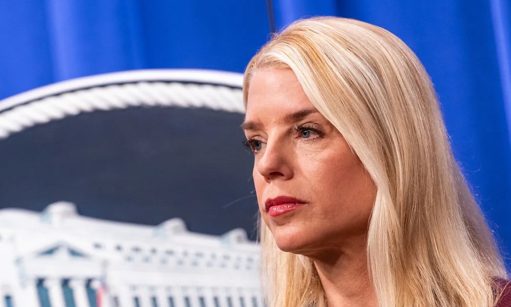 Pam Bondi Suddenly on the Chopping Block as DOJ Becomes a Train Wreck
